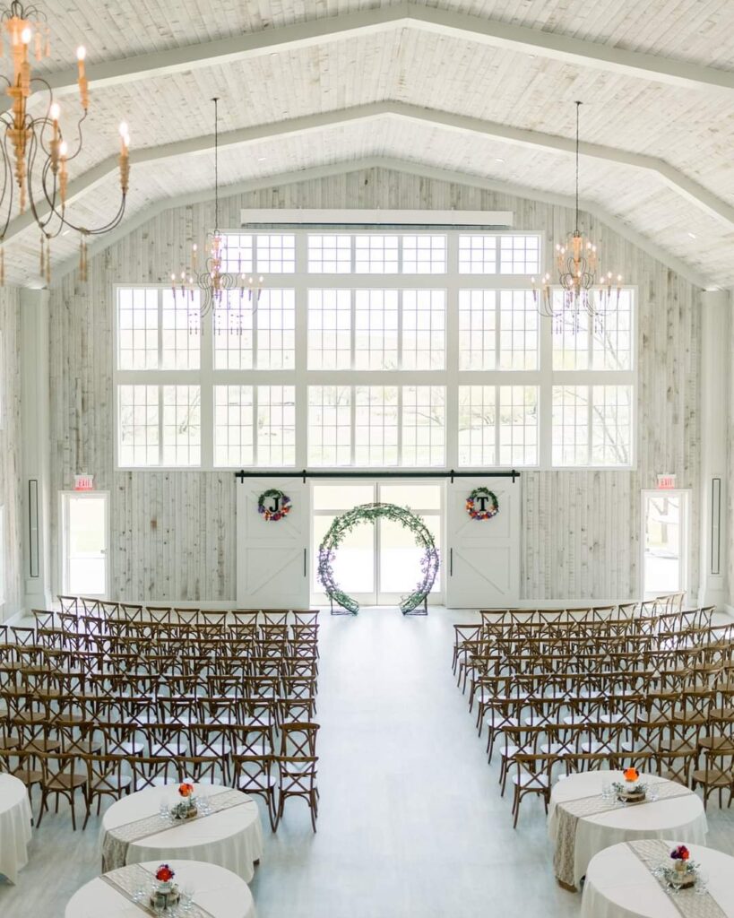 Tables - Laurel Ridge